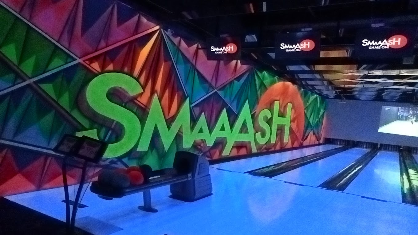 Smaaash Dwarka at Radisson Blu – bowling, bar and food fun